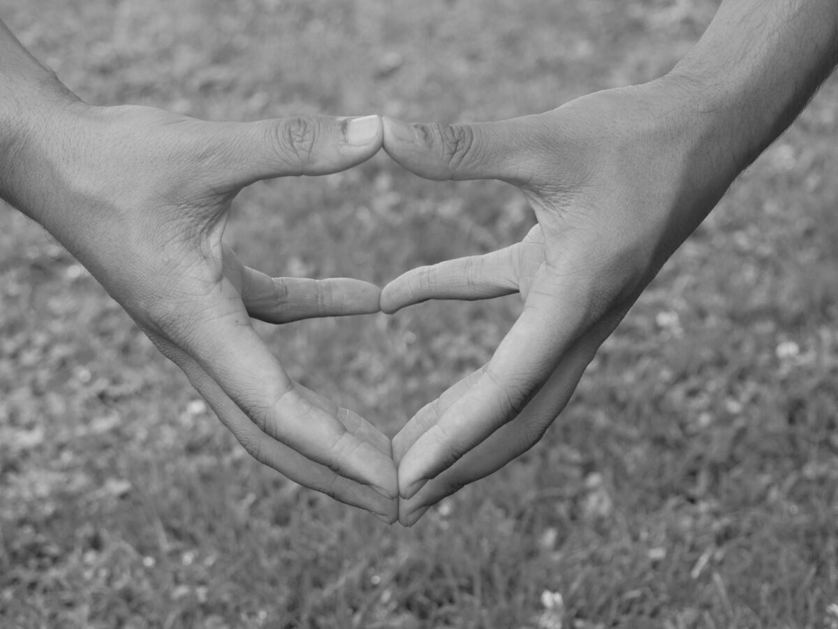 Hakini-Mudra: Verbinde Deinen Geist und finde innere Klarheit